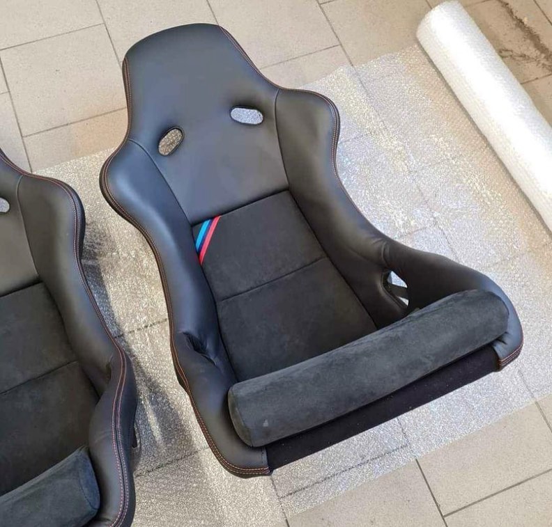 RECARO GTS POLE POSITION SEATS